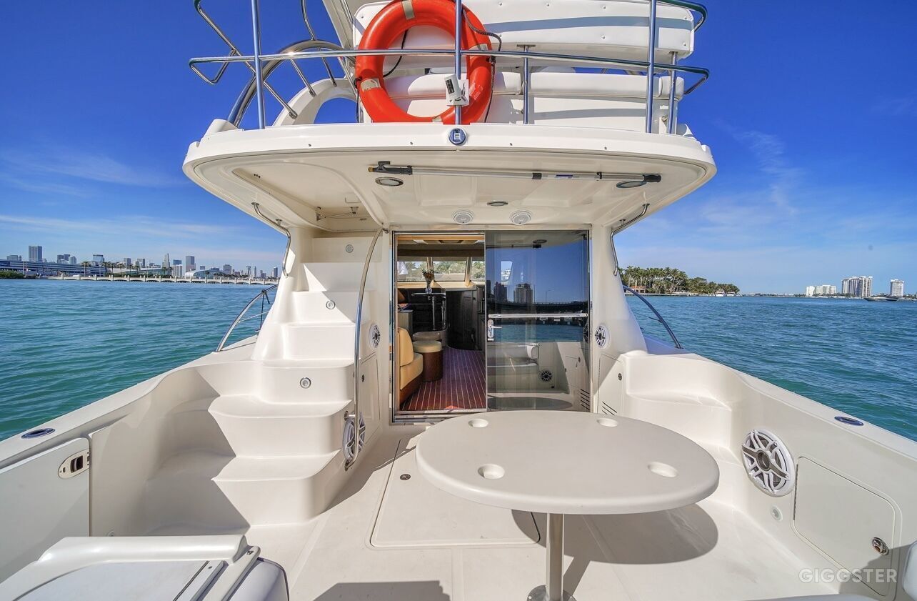 Sea Ray 56’ Flybridge Yacht | Rent this location on Giggster