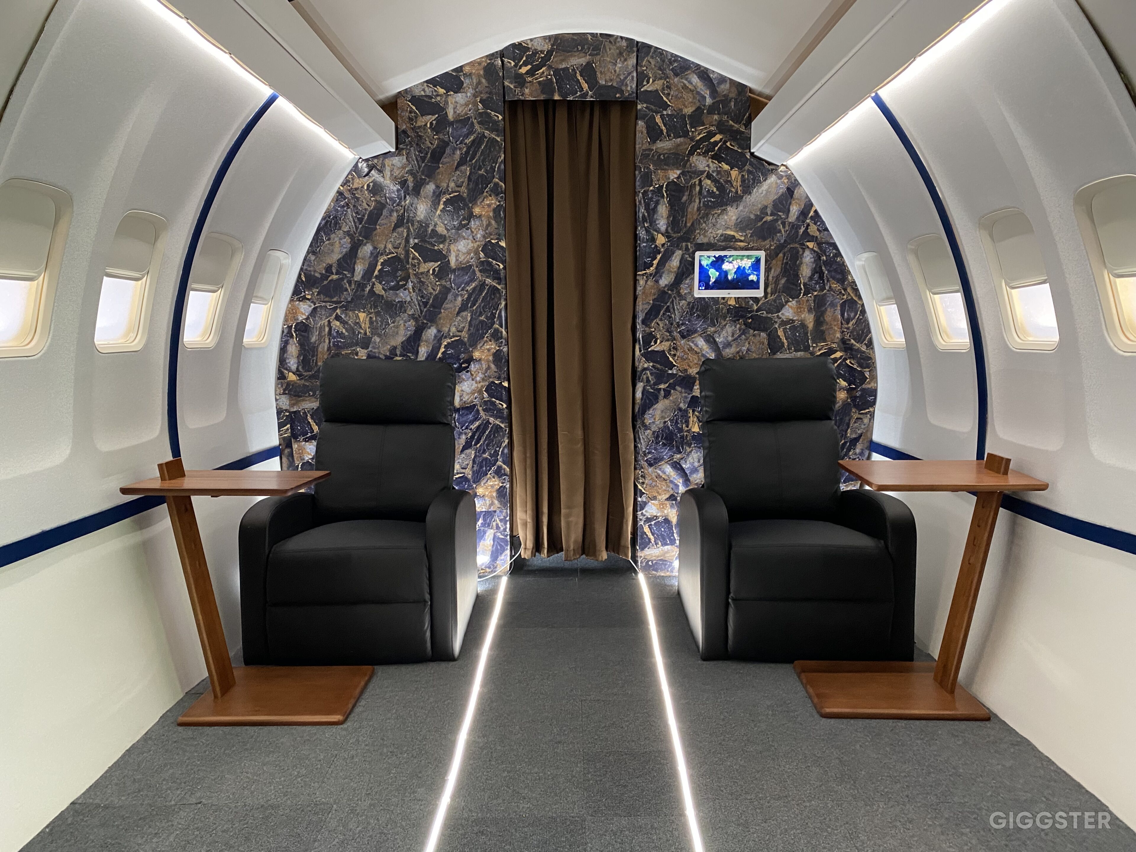 Creative Production Studio (Private Jet Set incl.) | Rent this location ...