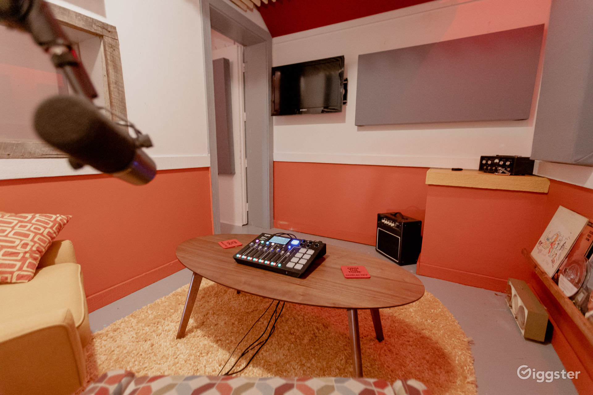 The BEST 10 Recording Studio spaces to rent near me | Giggster