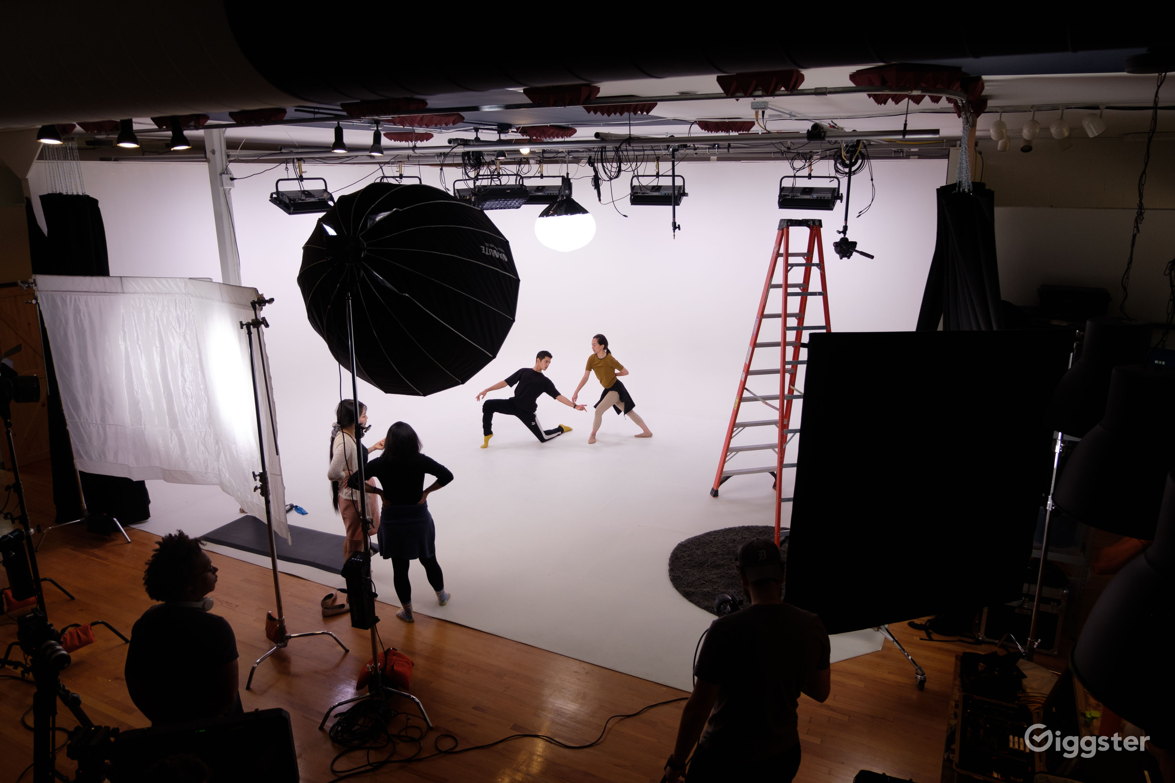 Flexible Film and Photography Studio in West Loop | Rent this location ...