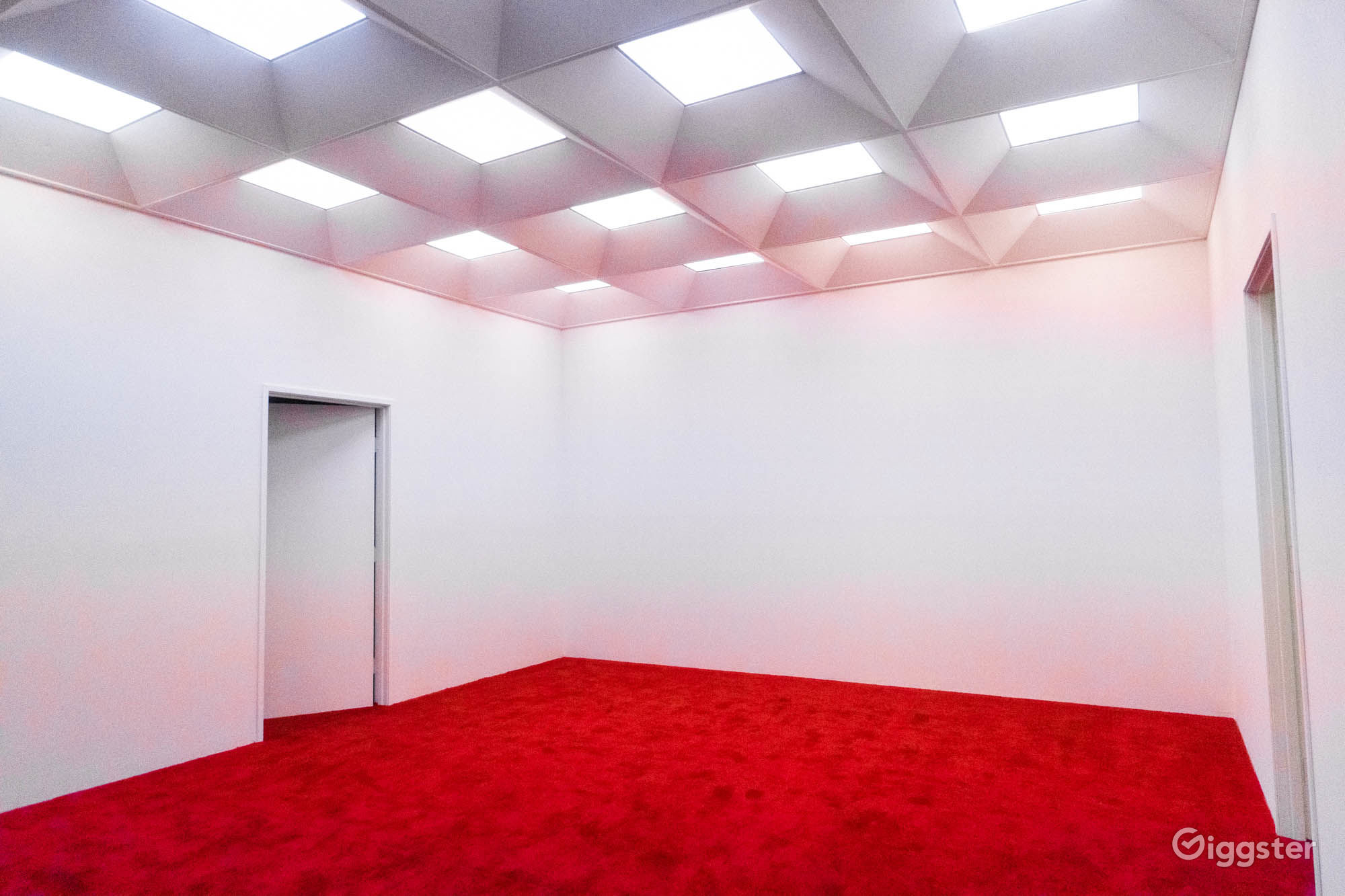 Spectrum Stage - Tile Room 2.0 - Updated Multi Set | Rent this location ...