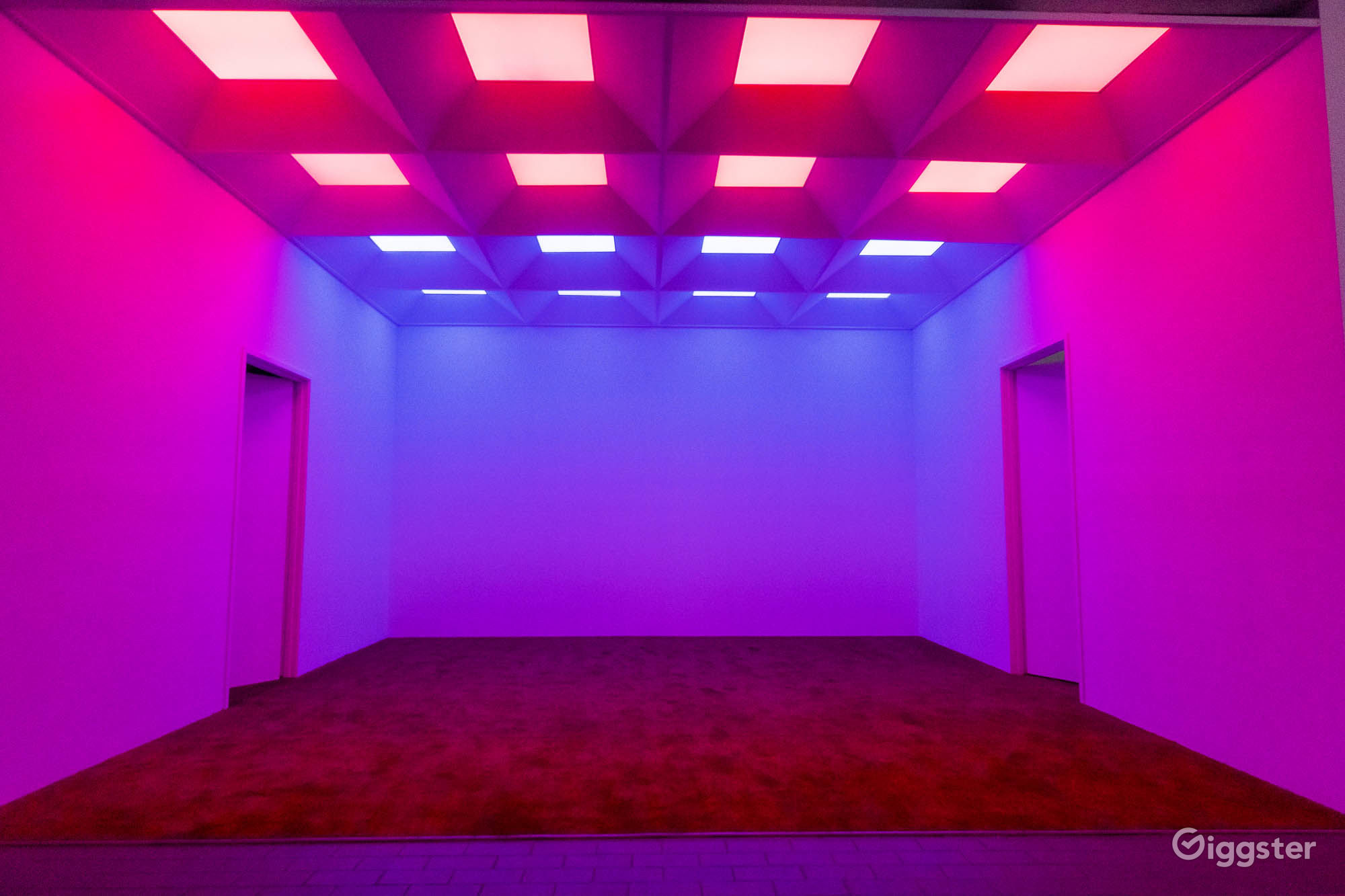 Spectrum Stage - Tile Room 2.0 - Updated Multi Set | Rent this location ...