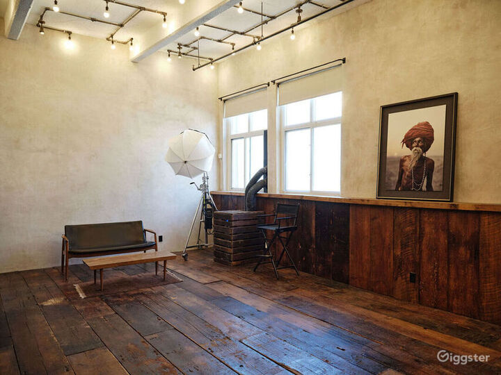 Beautiful Studio Space w High ceiling | Rent this location on Giggster