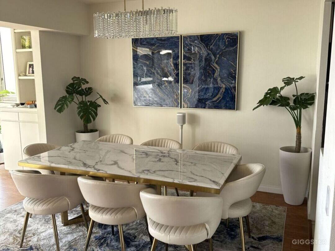 Beautiful High Rise Condo | Rent this location on Giggster