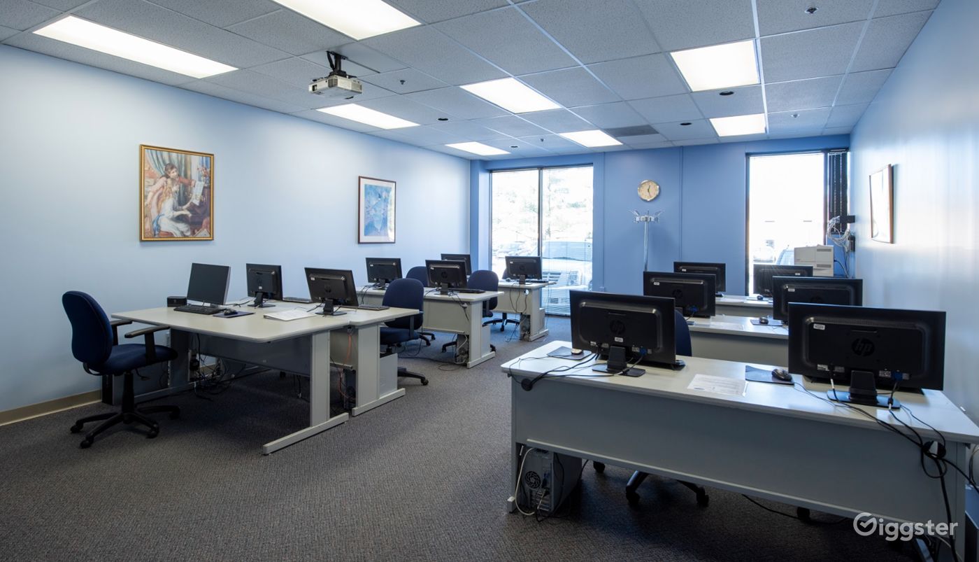 Fully Equipped, 12 Person Computer Lab and Training Room | Rent this ...