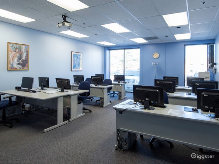Fully Equipped, 12 Person Computer Lab and Training Room | Rent this ...