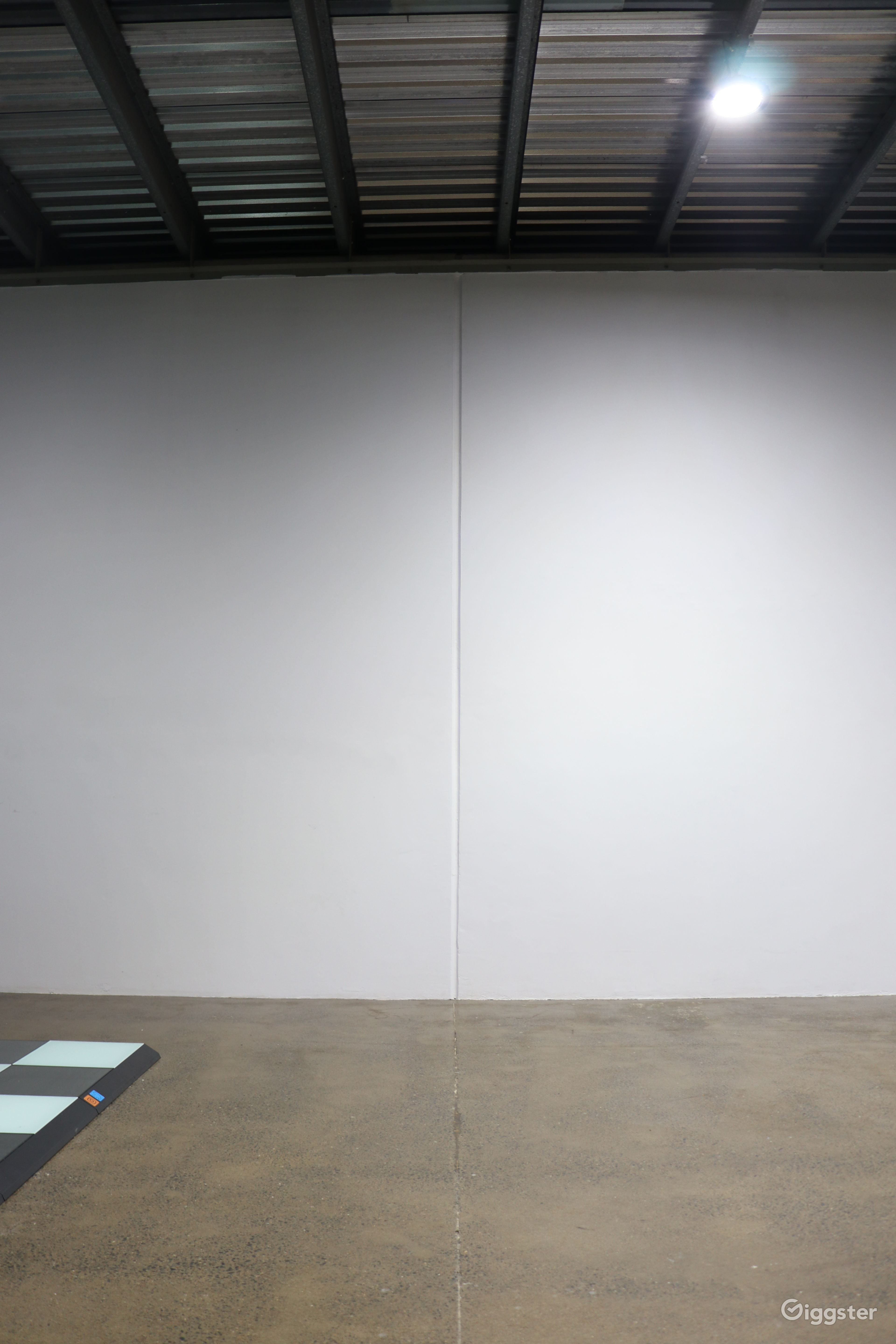 Warehouse - Studio space in Rocklea BRISBANE | Rent this location on ...