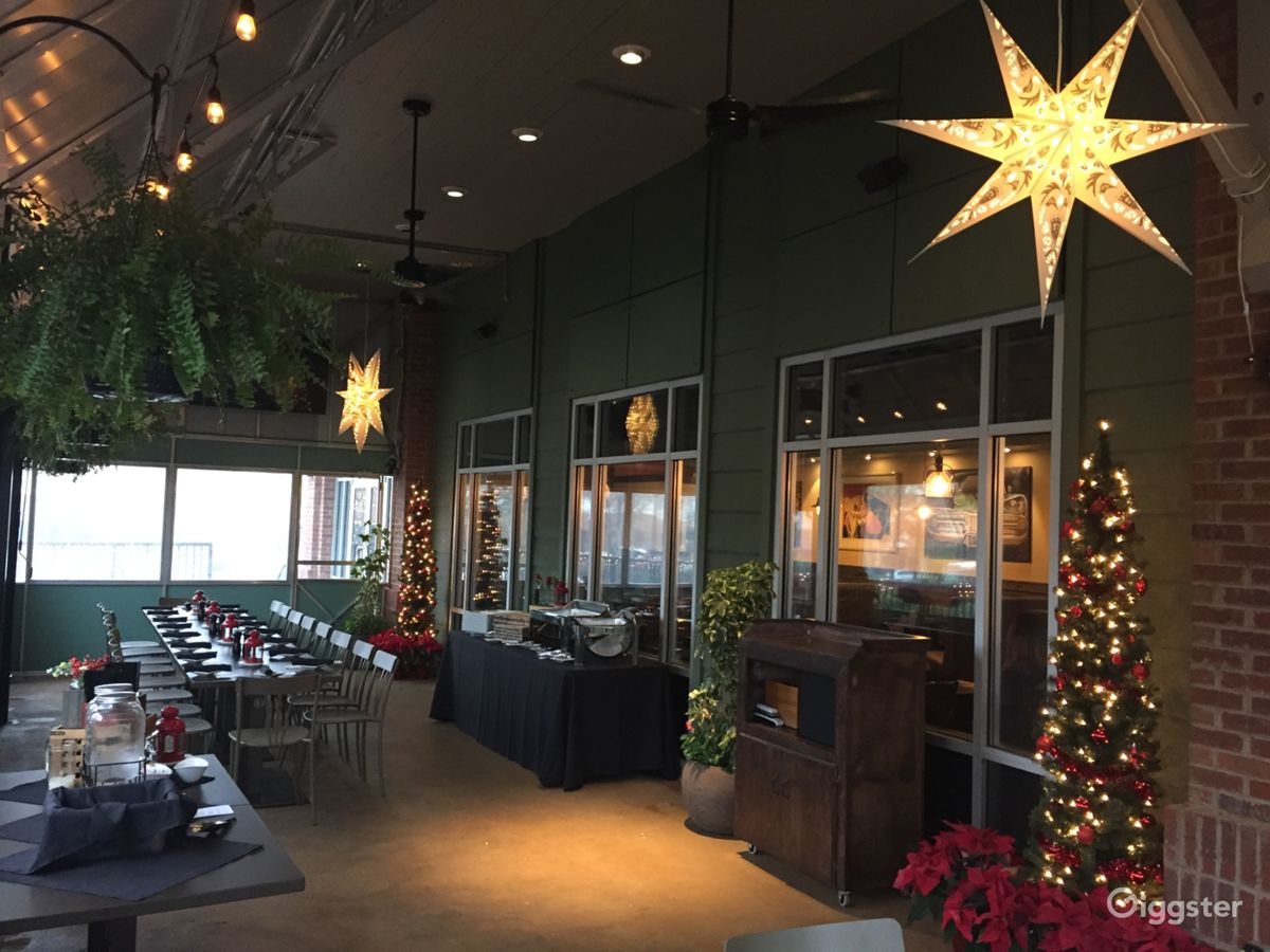 Bar & Grille with farmhouse appeal | Rent this location on Giggster