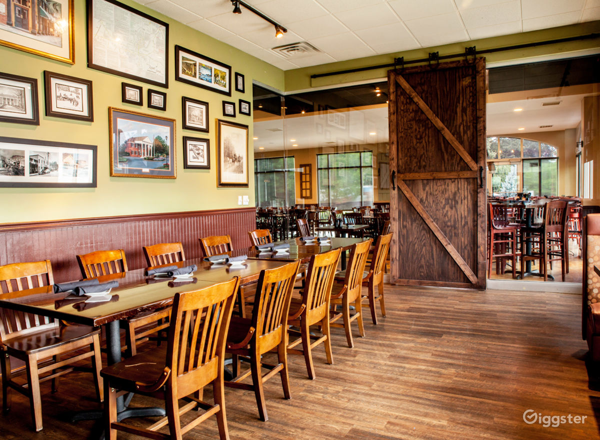 Bar & Grille with farmhouse appeal | Rent this location on Giggster