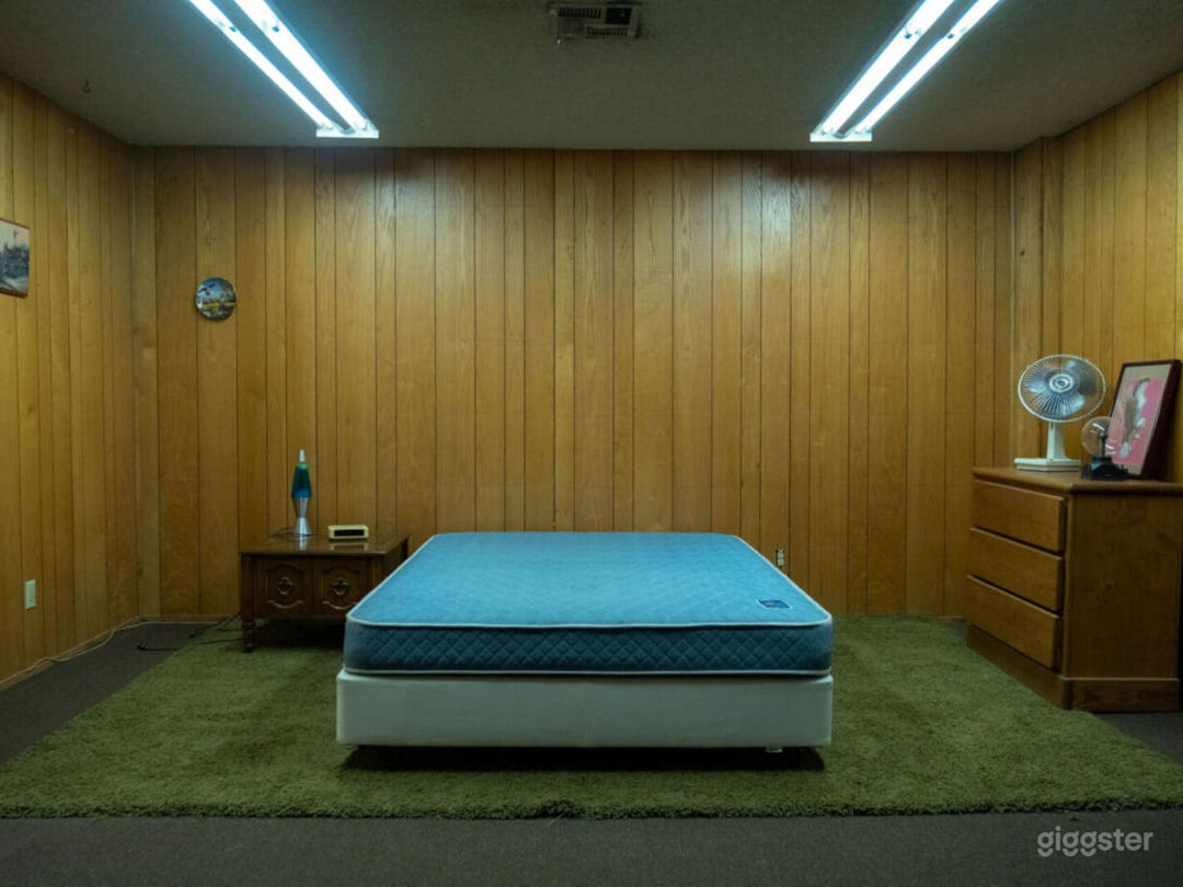 Vintage Film Sets | Hospital, Bar Set, Motel and more | Rent this ...