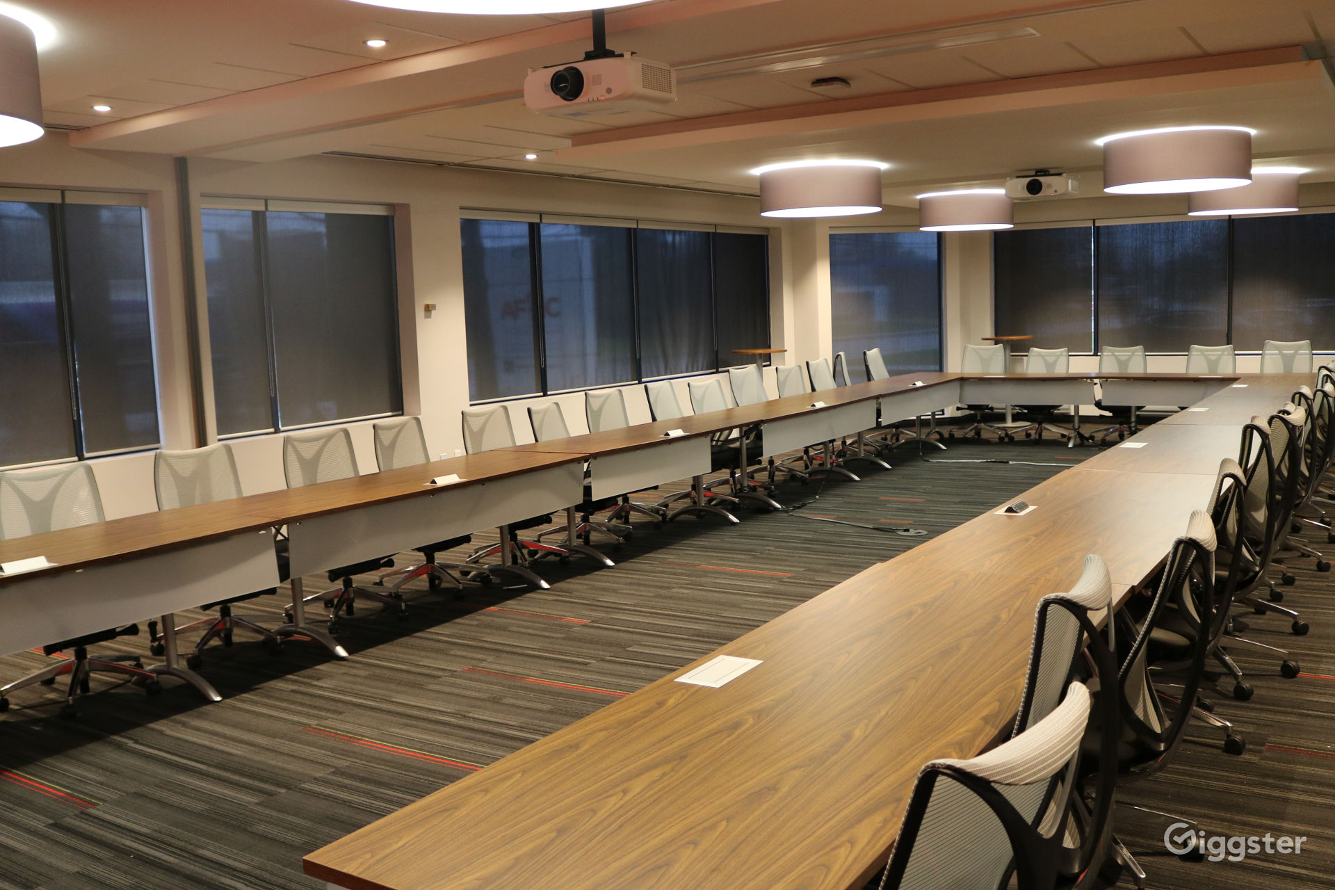 Conference Centre Space | Rent this location on Giggster