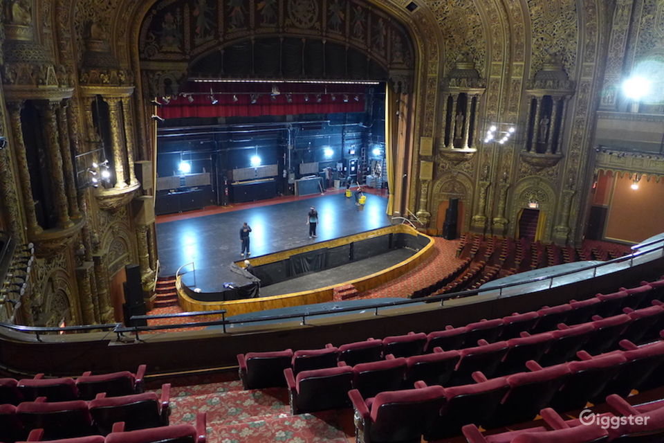 Huge Theater With Stunning Interior | Rent this location on Giggster