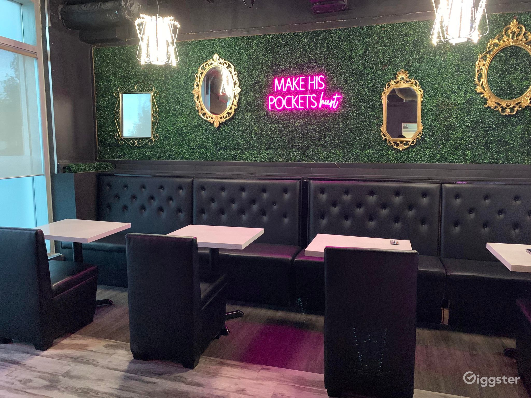VIBRANT BAR / EVENT SPACE in Markham | Rent this location on Giggster