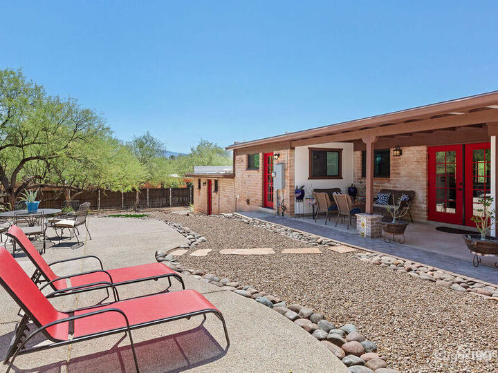 Rustic, Modern Pool in Tucson | Rent this location on Giggster