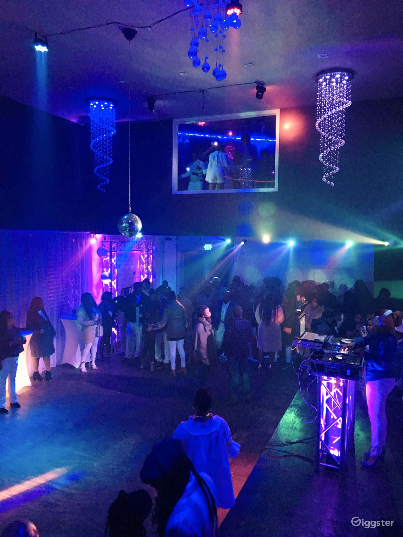 The BEST 10 Prom venues for rent near me | Giggster