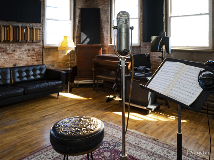 Brooklyn Rustic Loft Recording Studio | Rent this location on Giggster