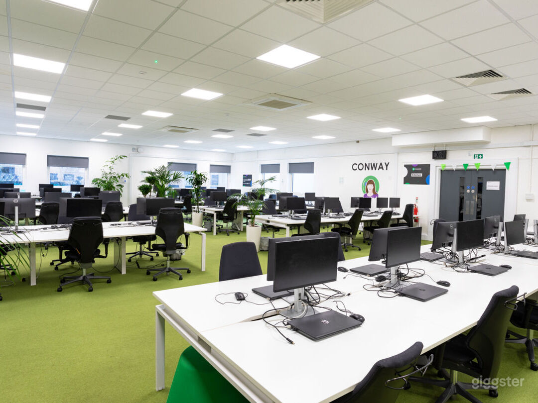 Large Computer/Conference Room - Regents Park | Rent this location on ...