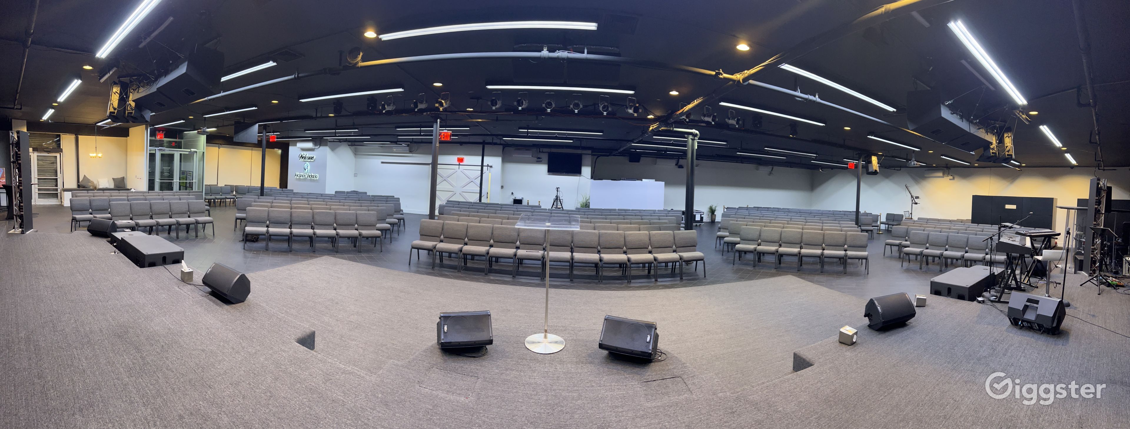 MODERN CHURCH HALL EVENT SPACE BROOKLYN 6000 SqFt | Rent this location ...