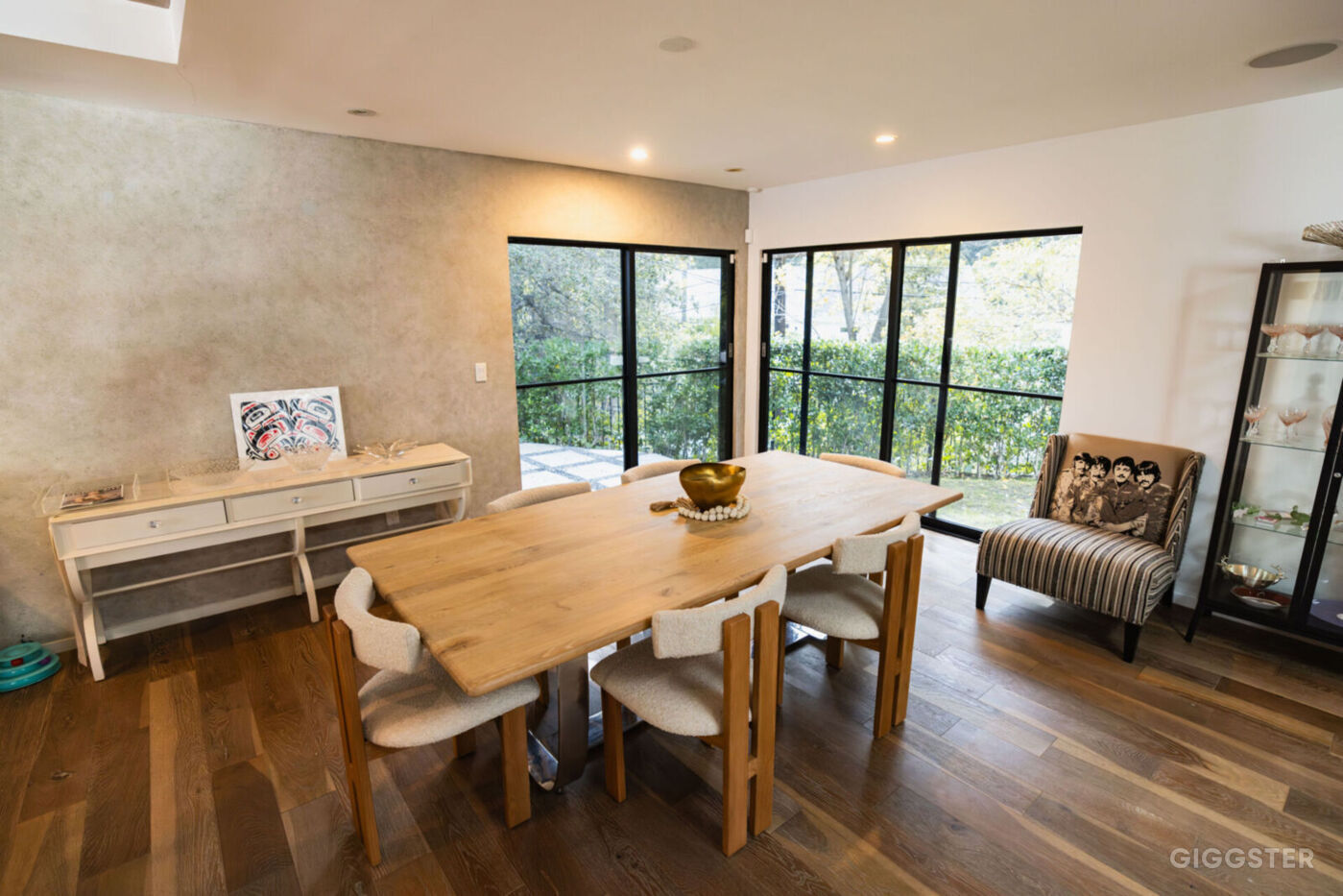 Modern Private Gem | Rent this location on Giggster