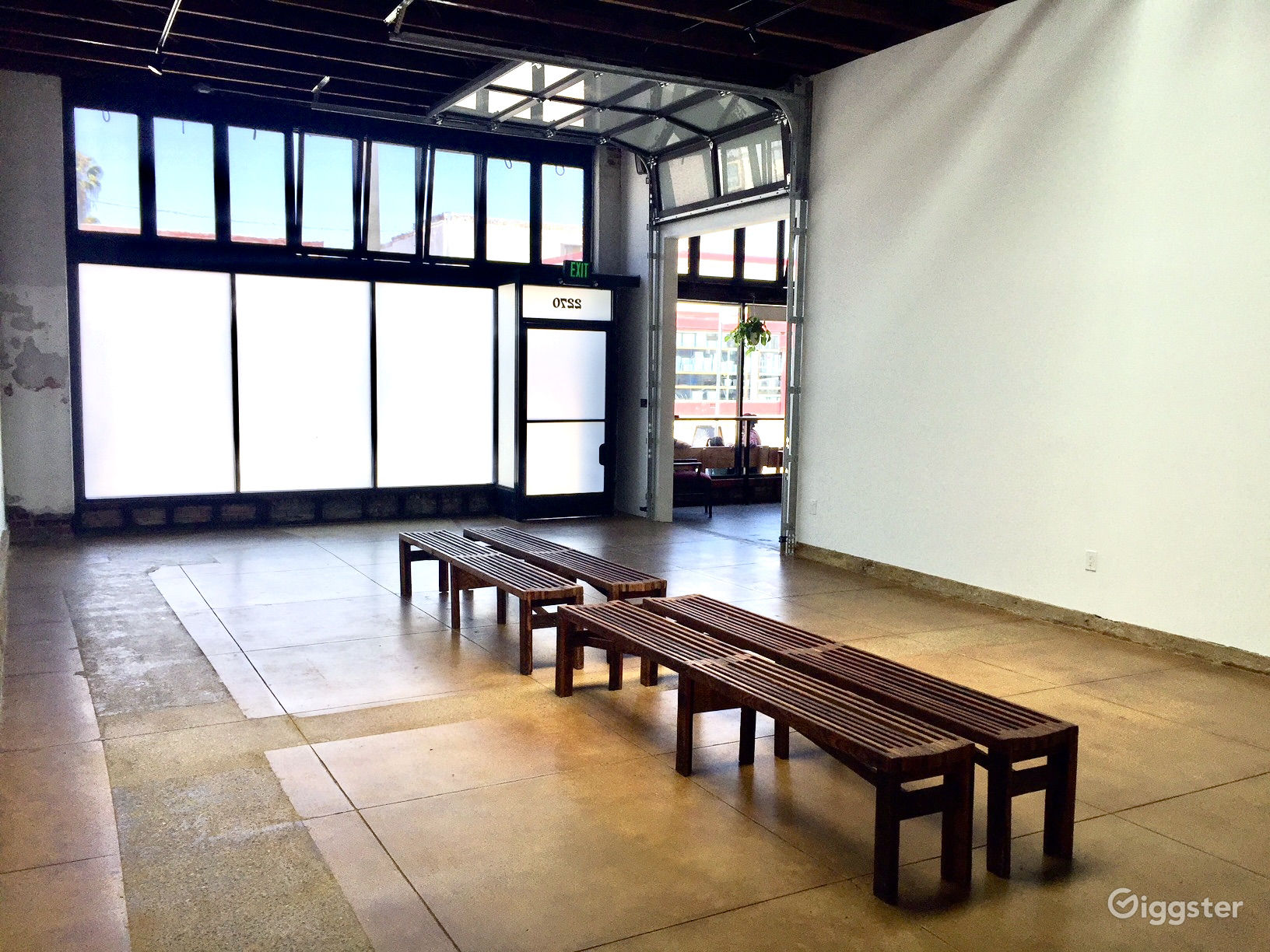 Beautiful Pop-up Gallery or Retail Event Space | Rent this location on ...
