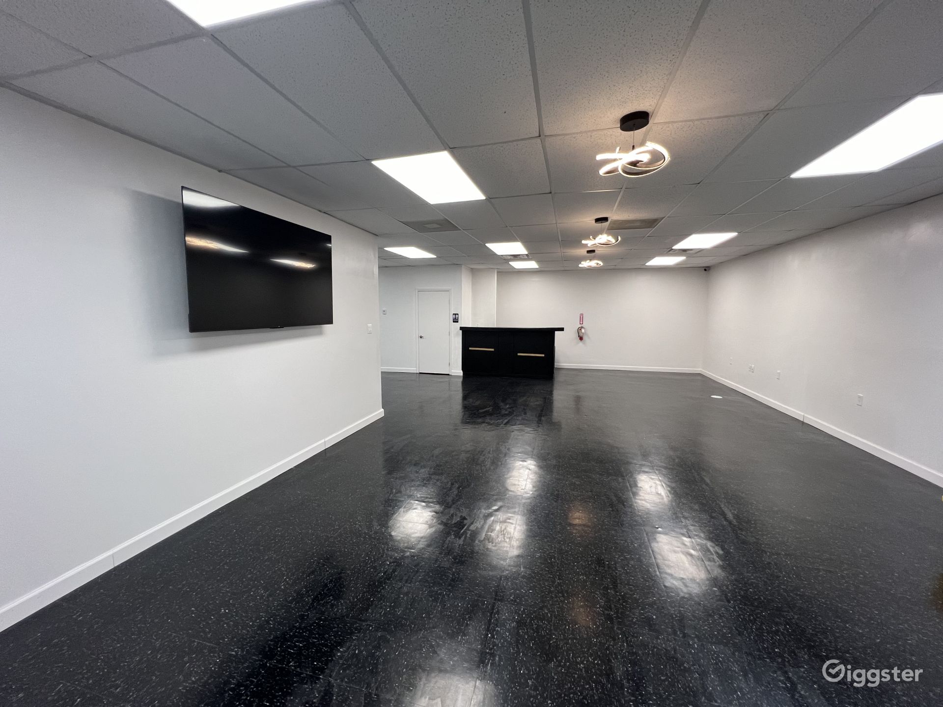 Open Area Event space | Rent this location on Giggster