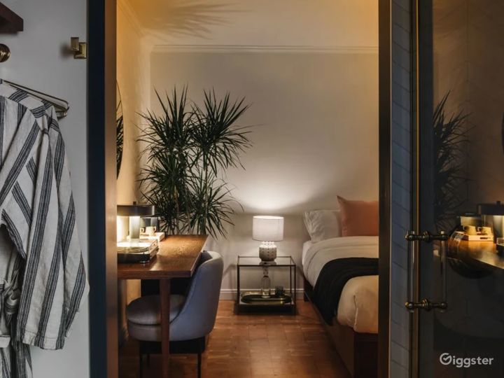 King Suite with Swanky Lounge Area | #4 | Rent this location on Giggster