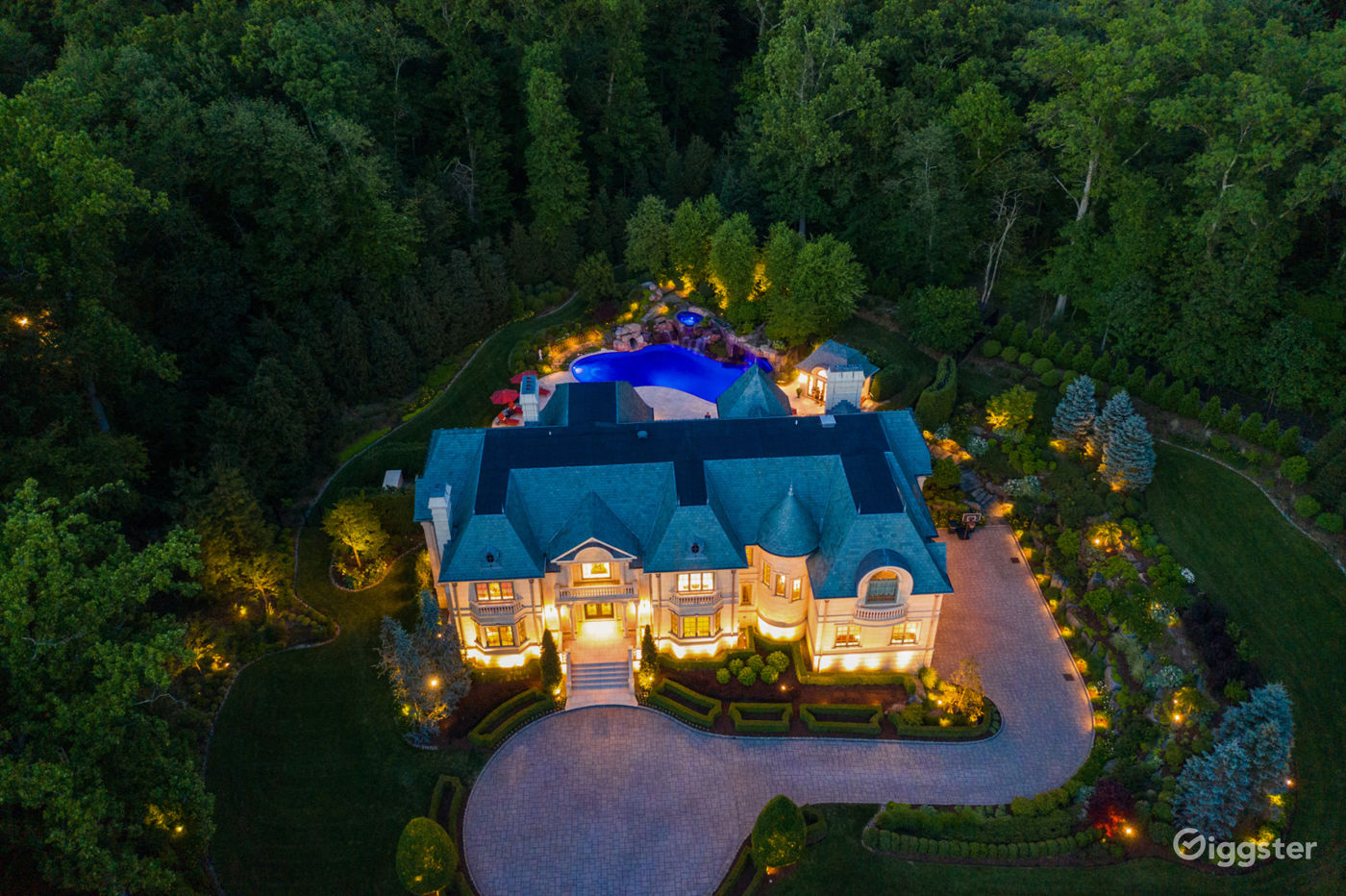 French Masterpiece | Rent this location on Giggster