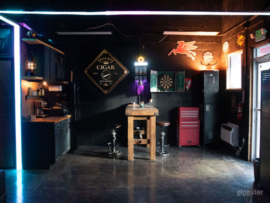 Warehouse Creative Studio Space with Man-Cave Vibe | Rent this location ...
