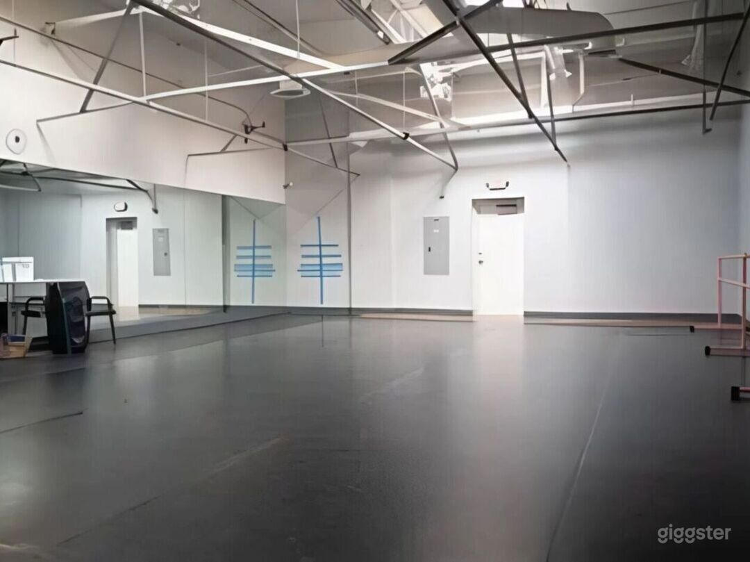 Room 3 – 835 sq. ft. Studio with Marley Floors, Ballet Bars | Rent this ...