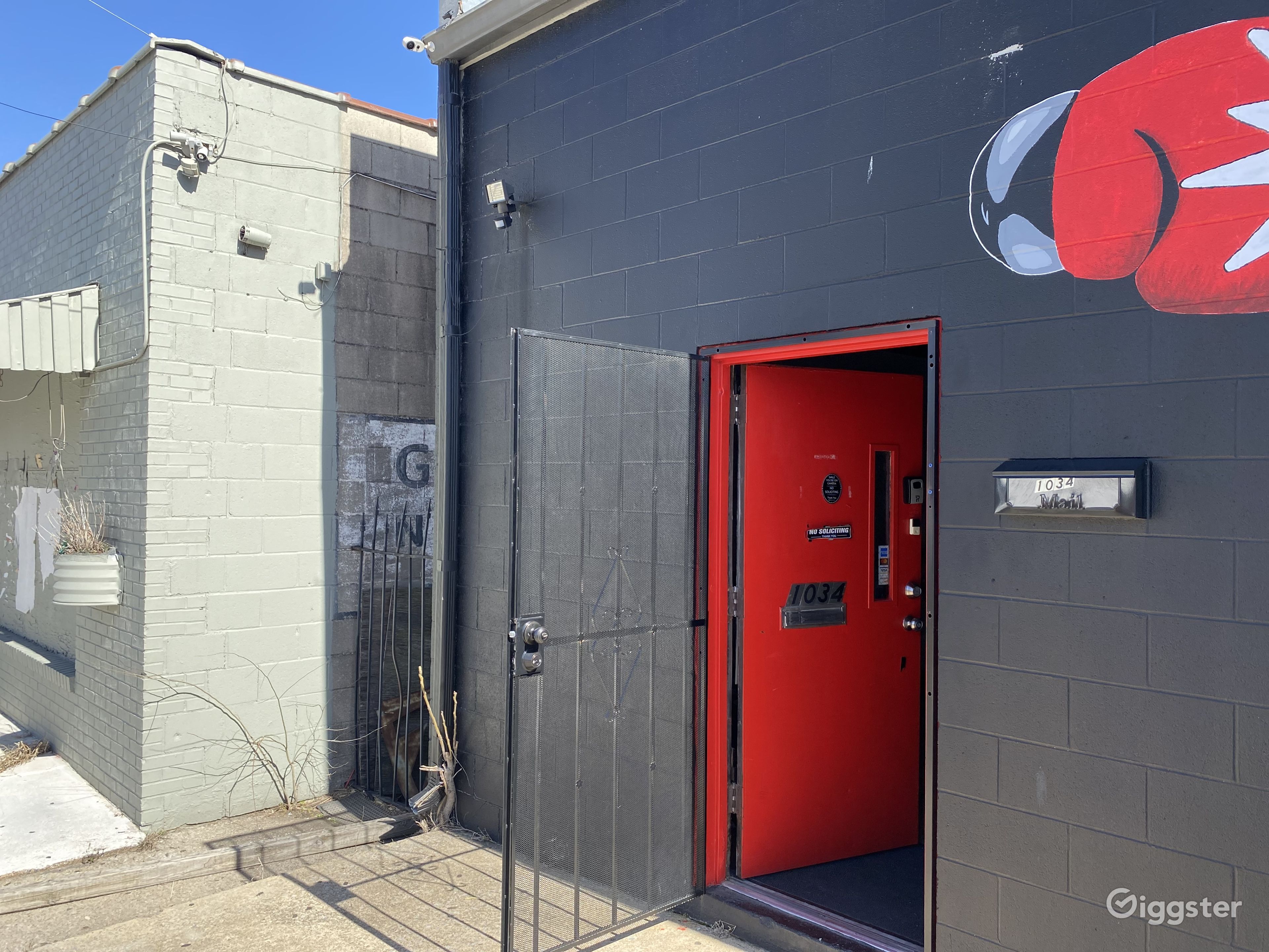 Vintage Boxing Gym "Old School" | Rent this location on Giggster