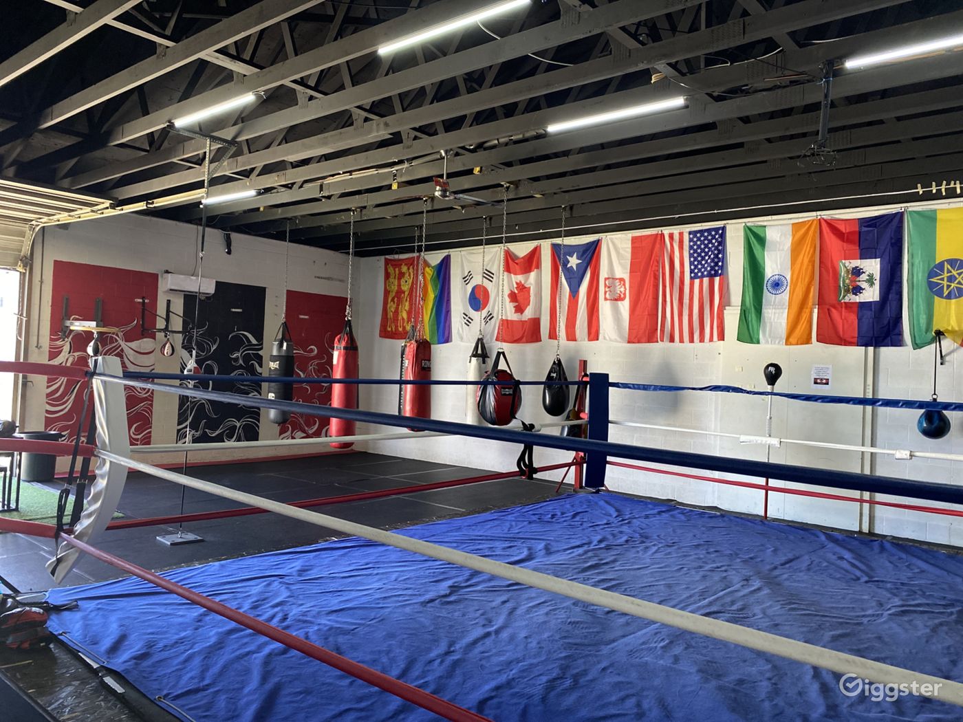 Vintage Boxing Gym "Old School" | Rent this location on Giggster