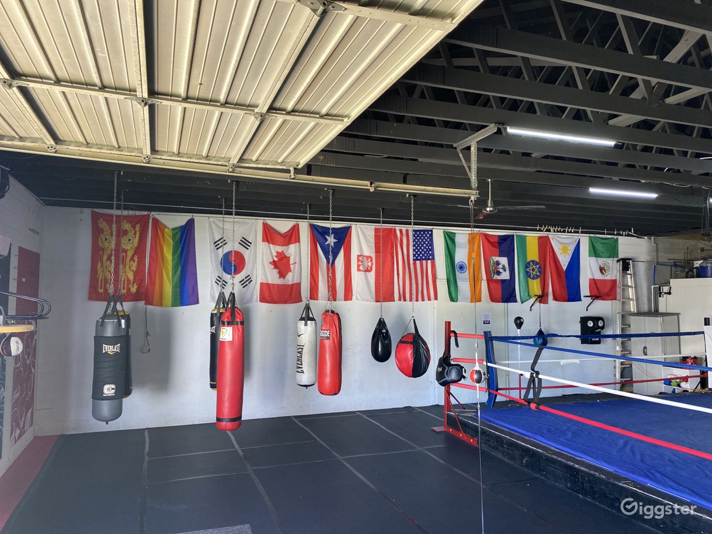 Vintage Boxing Gym "Old School" | Rent this location on Giggster