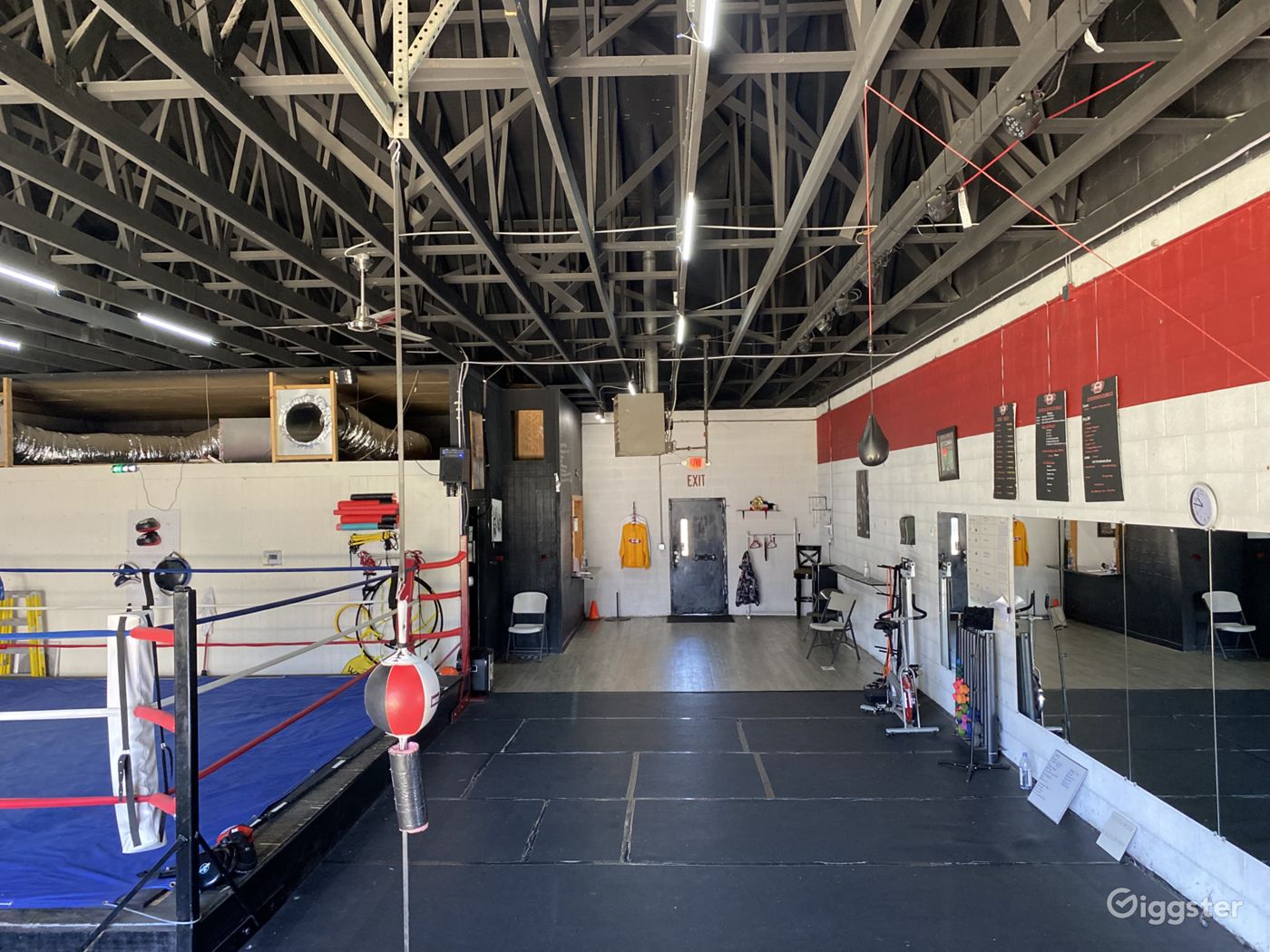 Vintage Boxing Gym "Old School" | Rent this location on Giggster