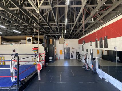 Vintage Boxing Gym "Old School" | Rent this location on Giggster
