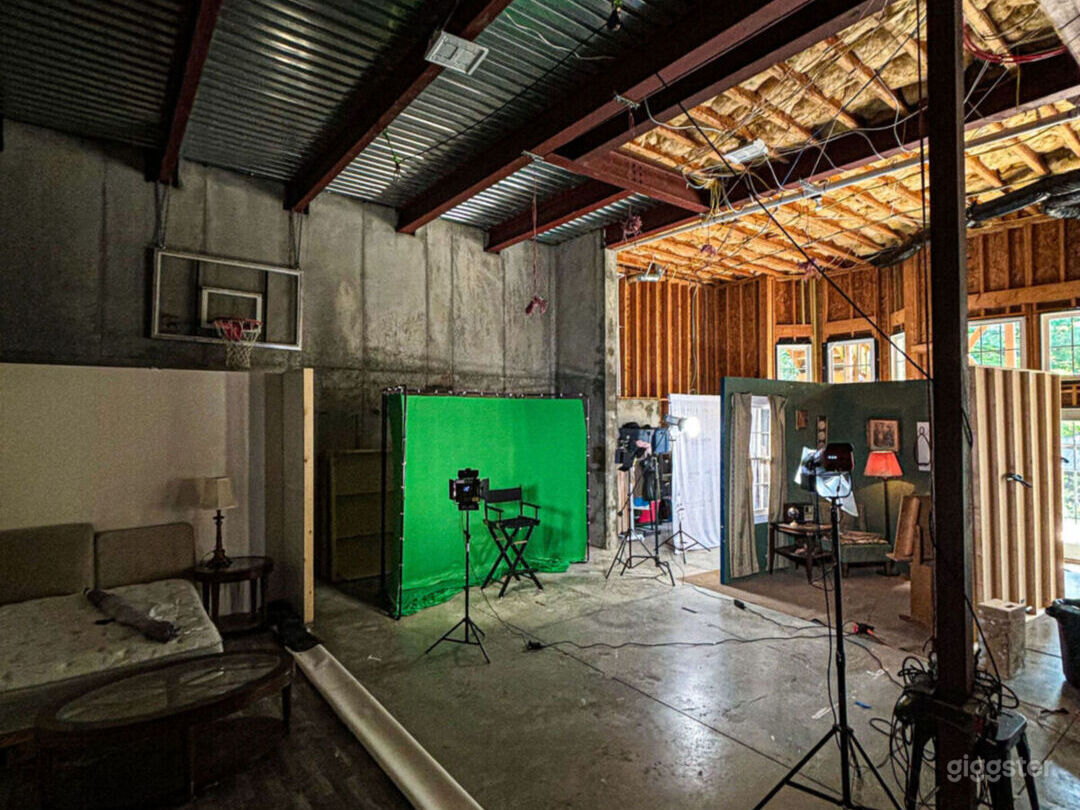 Film Production Indoor Studio | Rent this location on Giggster