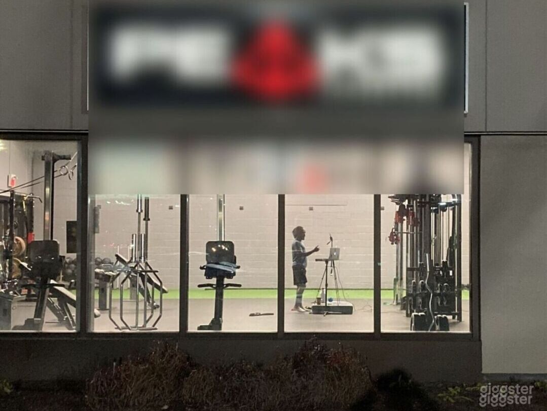 Open concept fitness facility | Rent this location on Giggster