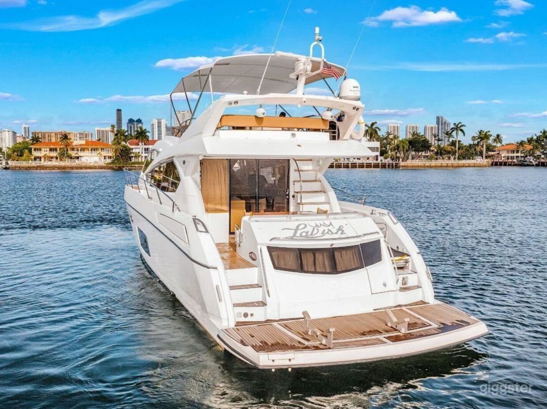 'Lavish' 70' Sunseeker | Rent this location on Giggster