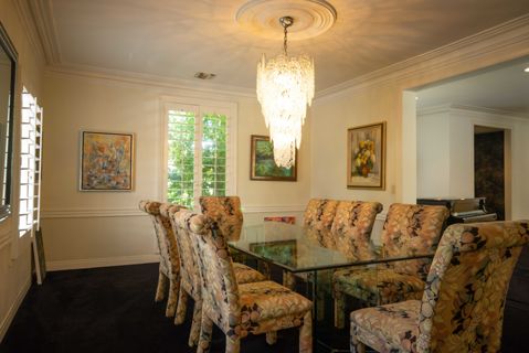 Beautiful Light Mansion in Beverly Hills | Rent this location on Giggster