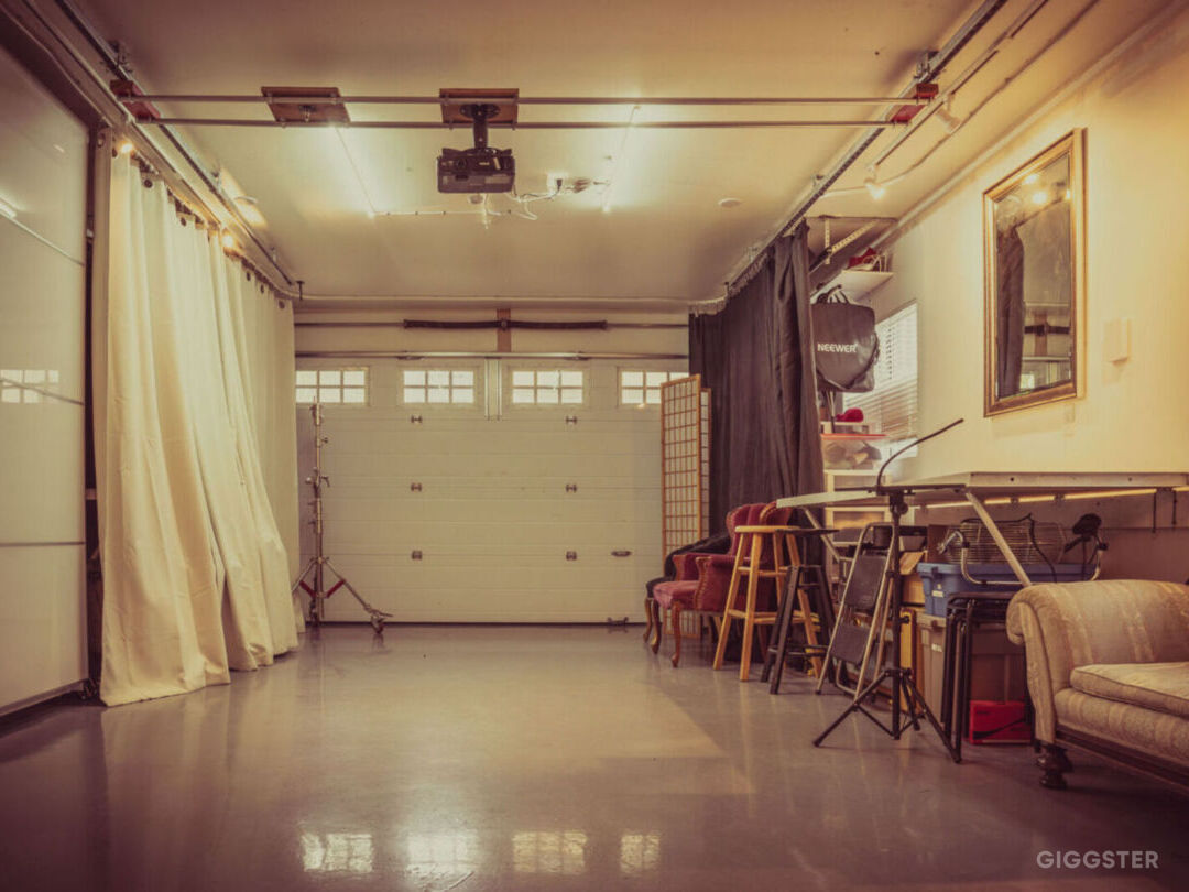 Studio in Garage for Rent | Affordable Photo & Film Space | Giggster