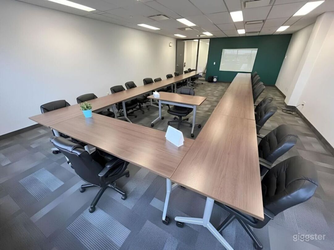 Corporate Meeting Room for 33 (Room #18) | Rent this location on Giggster