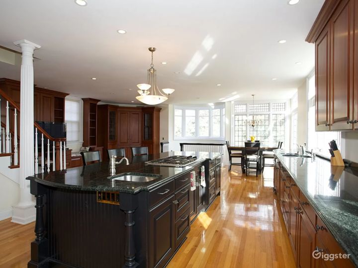 Scenic Victorian Mansion in Montclair, NJ | Rent this location on Giggster