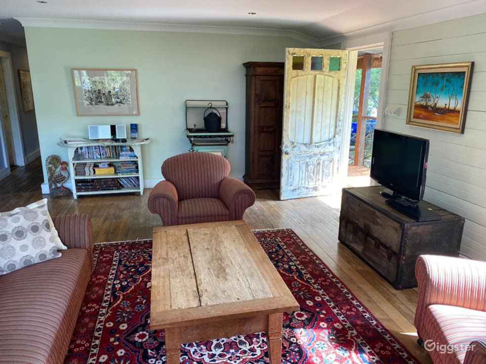 Moo Manor | Rent this location on Giggster