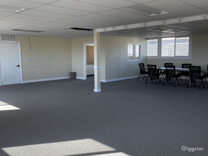 Open commercial/church space. | Rent this location on Giggster