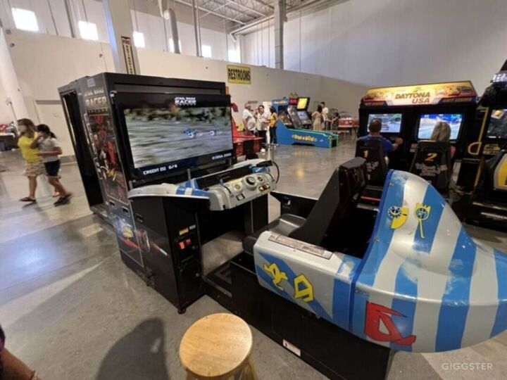 25,000 sq ft New Pinball Arcade Facility | Rent this location on Giggster