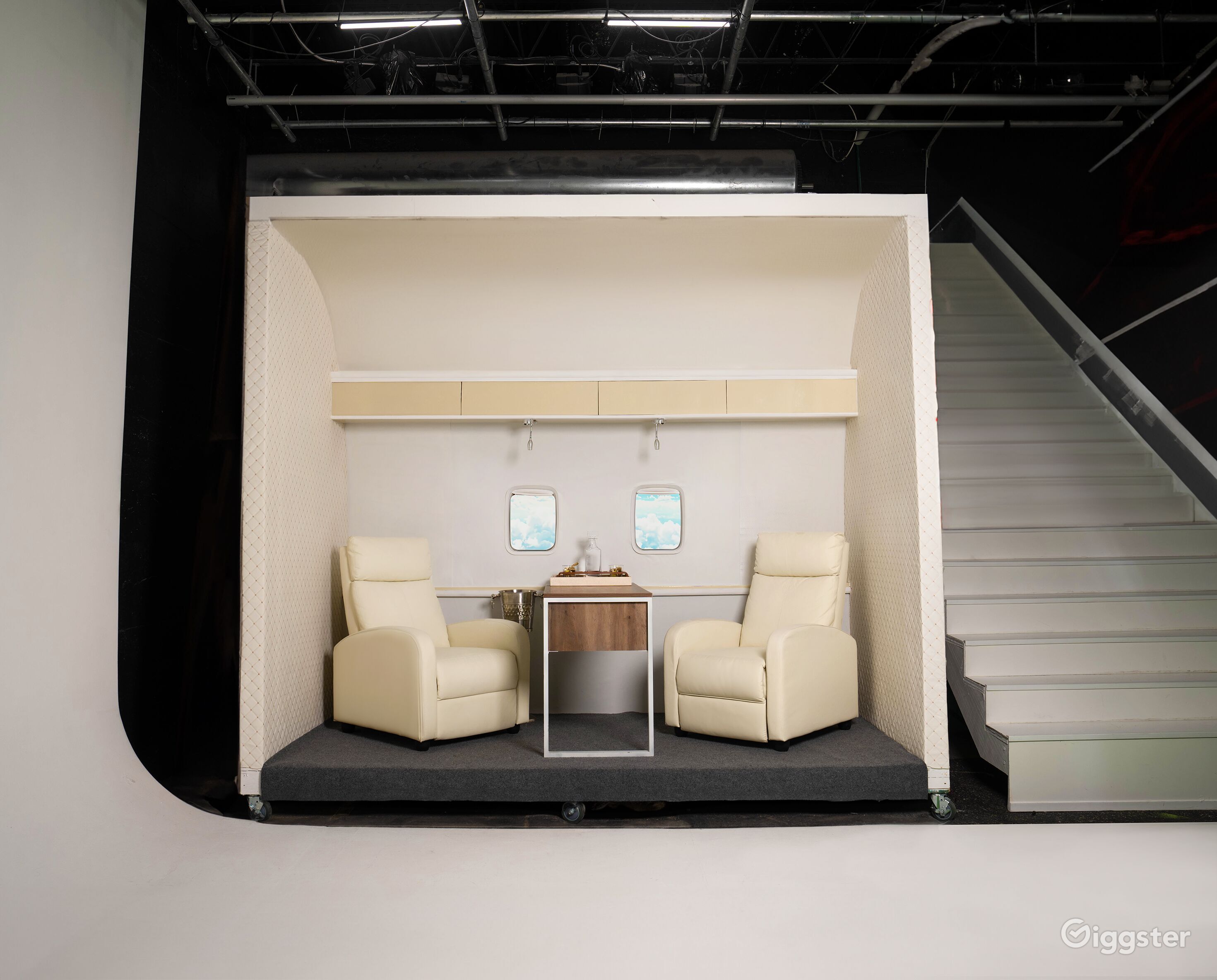 Private Jet Studio Set | Flight Simulation | Rent this location on Giggster