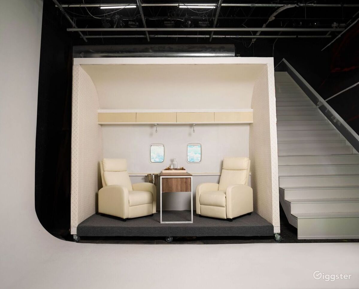 Private Jet Studio Set | Flight Simulation | Rent this location on Giggster