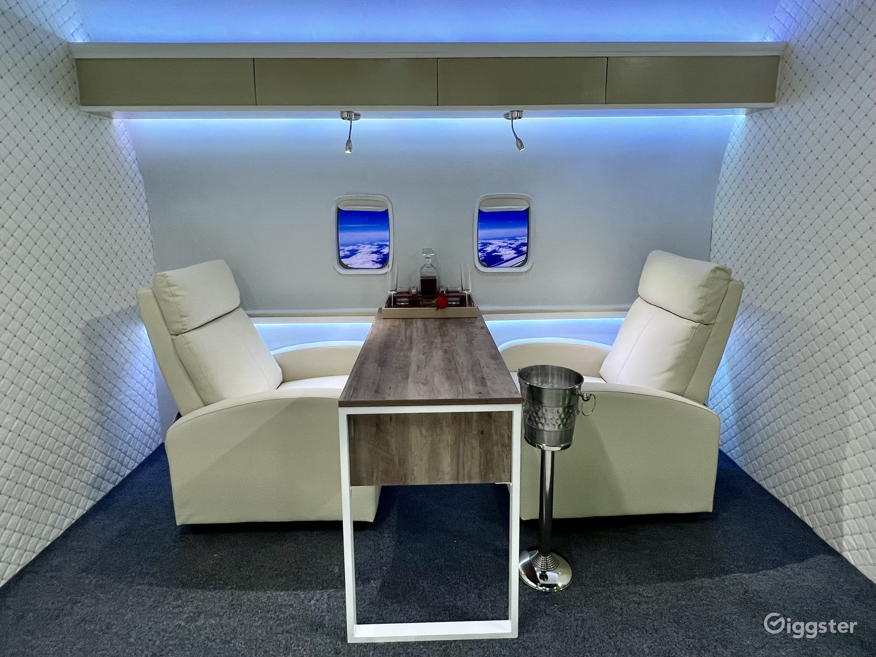Private Jet Studio Set | Flight Simulation | Rent this location on Giggster