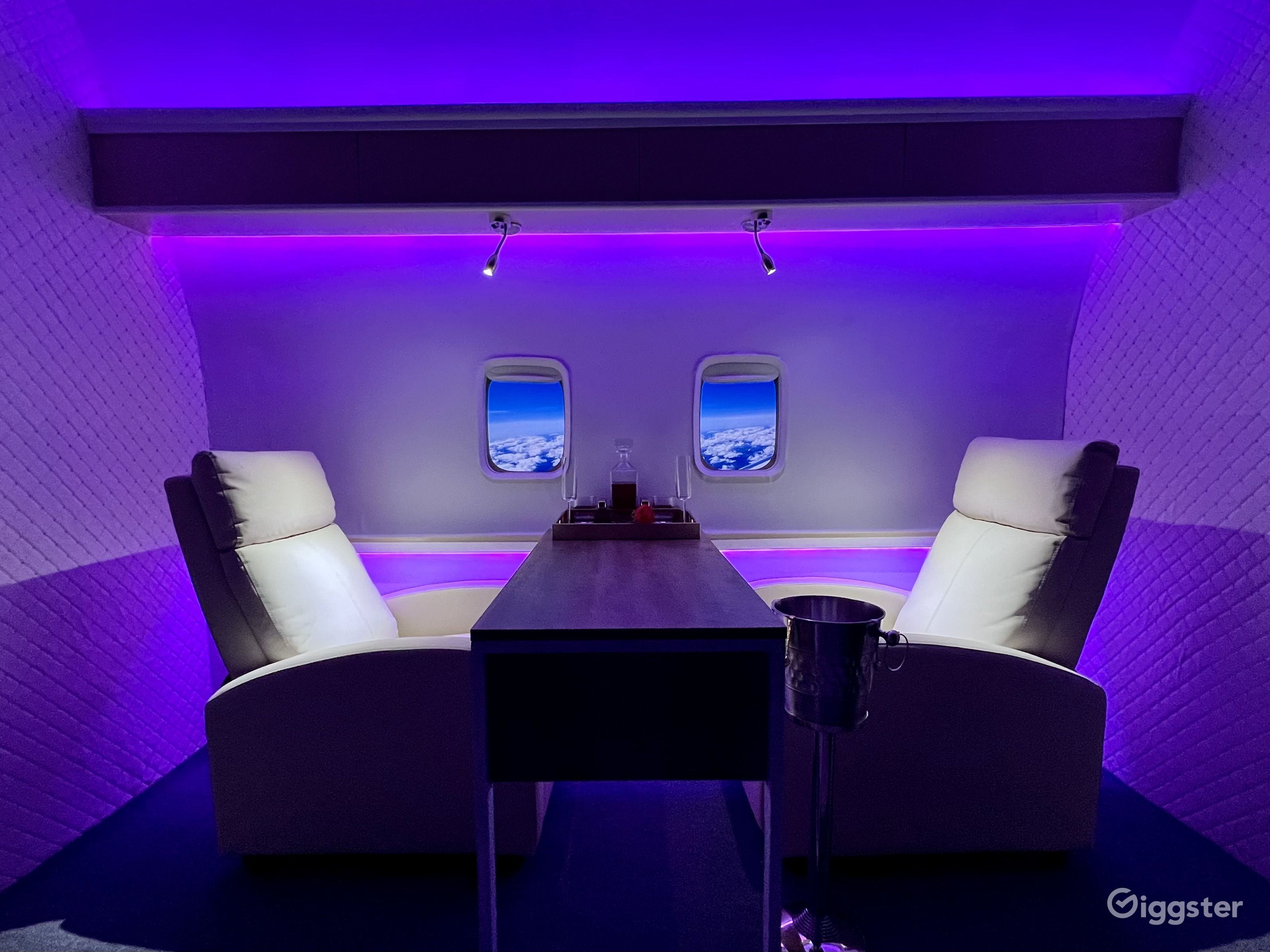 Private Jet Studio Set | Flight Simulation | Rent this location on Giggster