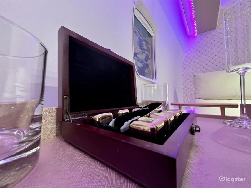 Private Jet Studio Set | Flight Simulation | Rent this location on Giggster