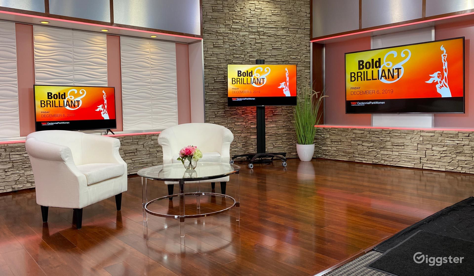 Broadcast Talk Show Studio Sets and Green Screen | Rent this location ...